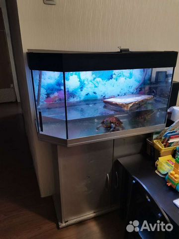 Аквариум с тумбой
