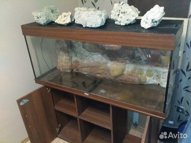 Продаю 2 аквариума (90л и 240л)